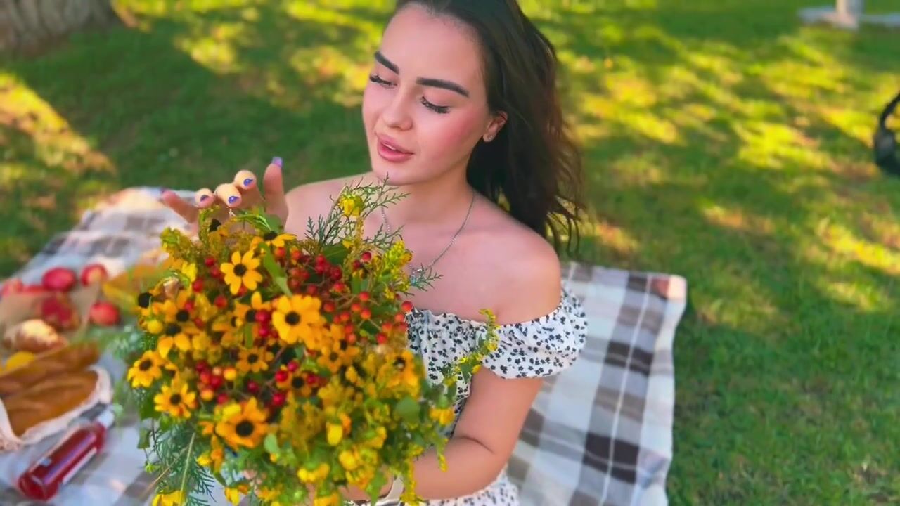 Erica__Smith's Sex Videos & Recorded Cam Shows (25) | Stripchat