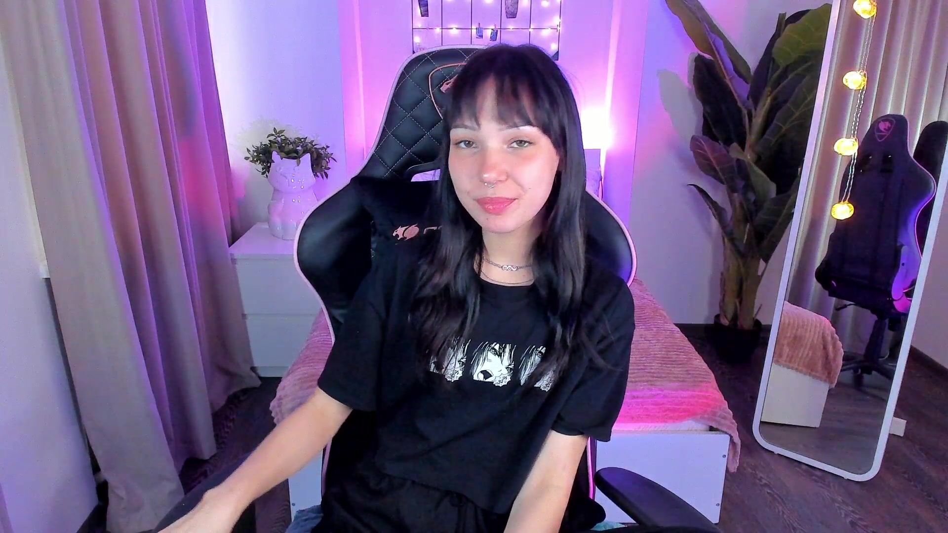 Vidéos coquines et showcams enregistrés de Mary_ry_ | Stripchat