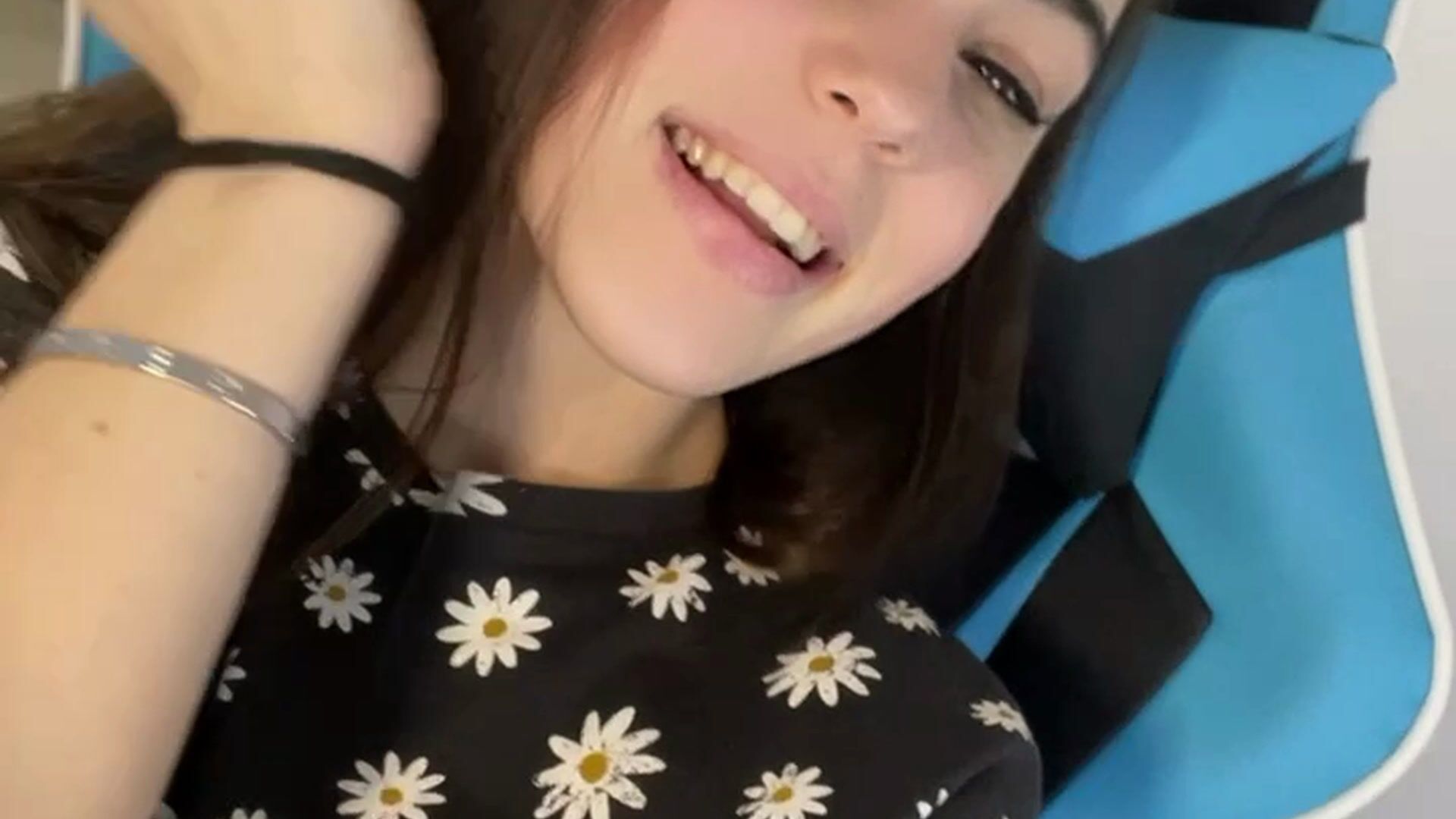 Carrieloveiss Xxx Videos And Recorded Live Shows Xhamsterlive