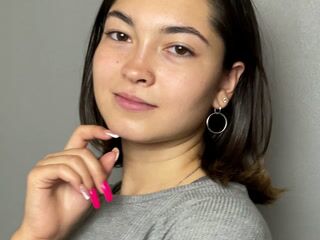 Perfil Modelo Webcam Amandinedenis | xHamsterLive