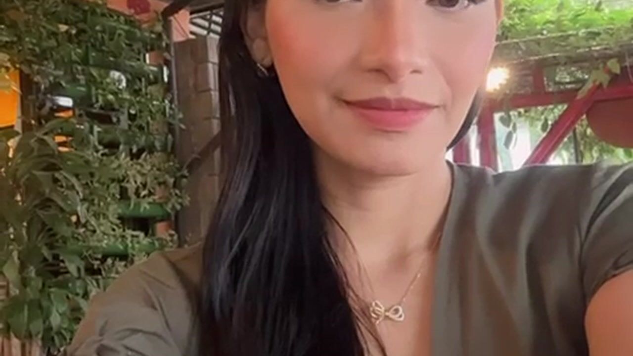 Iris_evans's XXX Videos & Recorded Live Shows | xHamsterLive